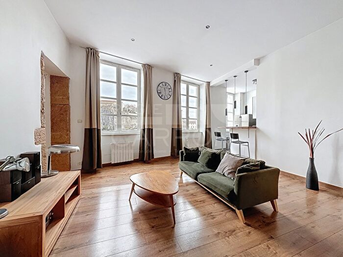 Appartement à louer - Lyon e , Vaise, Rochecardon - 2 pièces - 1 chambre