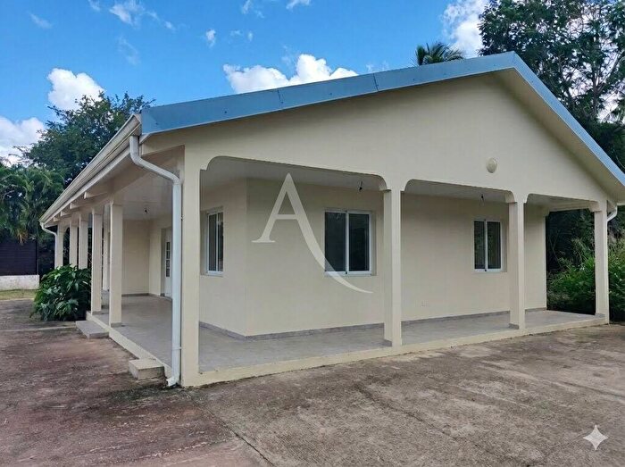 Maison à louer - Les Trois-Îlets - 4 pièces - 3 chambres