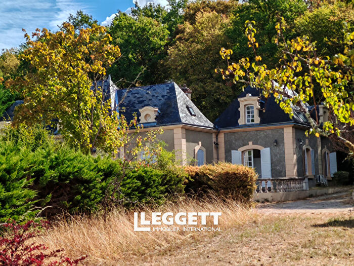 Maison 12 pièces à Blois, Saint Georges, Quinière, Les Grouëts, à vendre