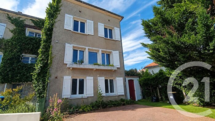 Maison 5 pièces à louer - Saint-Georges-de-Didonne, Vallières
