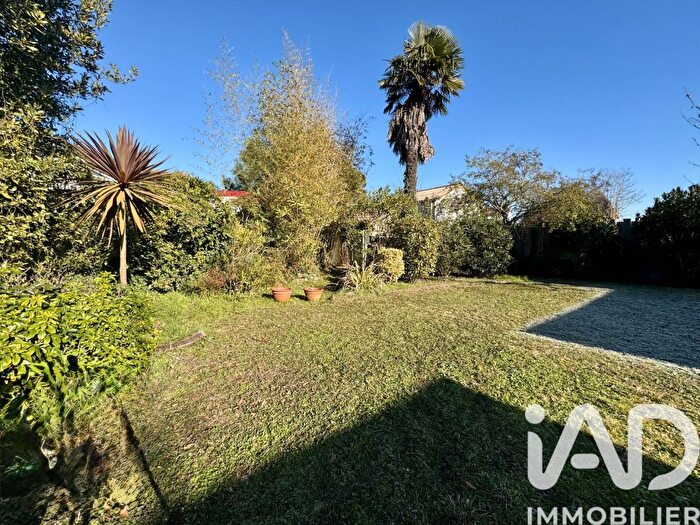 Maison à louer - Bourranville-Le Jard, Mérignac - 6 pièces - 5 chambres