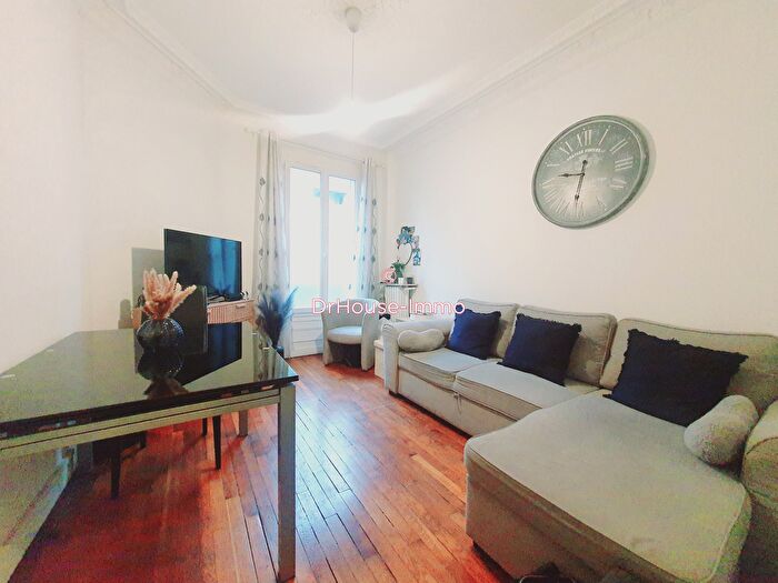 Appartement à vendre - Asnières-sur-Seine, Centre-ville - 2 pièces - 1 chambre