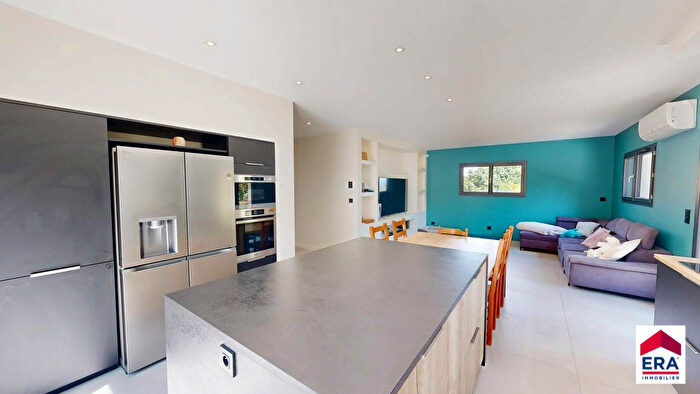Maison 5 pièces à Veyrins-Thuellin, à vendre