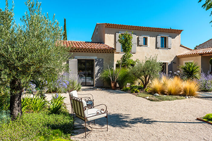 Maison à vendre - Domazan - 4 pièces - 3 chambres