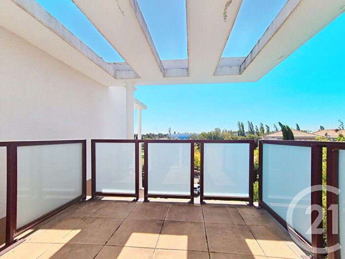 Appartement 5 pièces à Saint-Martin-de-Crau, à vendre