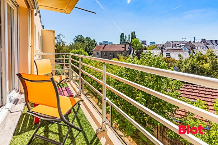 Nantes, Saint-Clément, Jardin des plantes, Caserne Lamoricière : Appartement 3 pièces à vendre