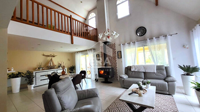 Maison à vendre - Hesmond - 8 pièces - 4 chambres