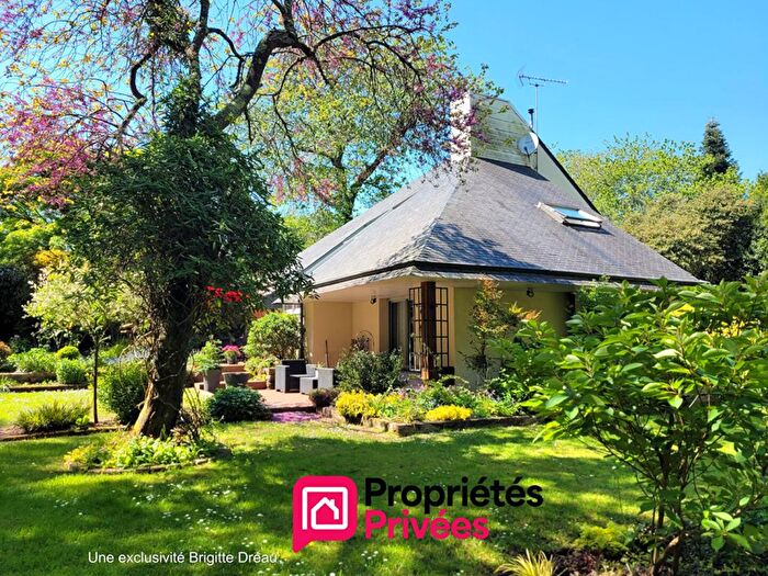 Maison à vendre - Pleuven - 5 pièces - 3 chambres