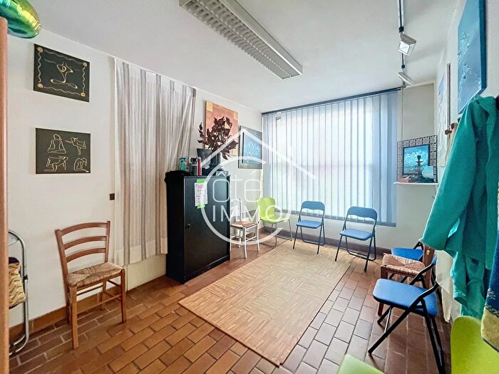 Maison à vendre - Sainte-Foy-la-Grande - 6 pièces