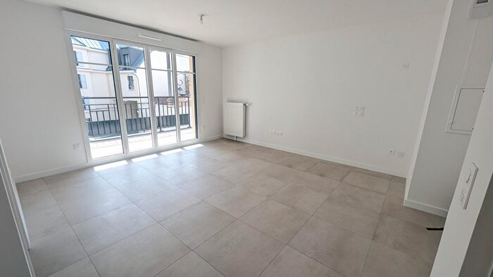 Saint-Leu-la-Forêt, Centre-ville - Appartement 2 pièces à louer