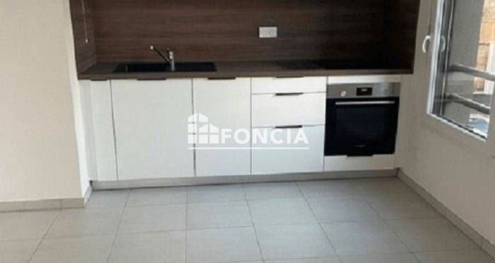 Est, Brumath : Appartement 3 pièces à louer