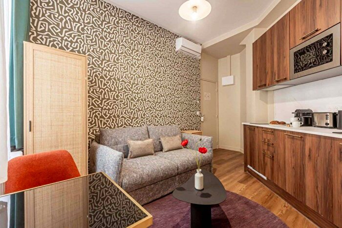 Appartement à louer - Champerret-Berthier, Paris ème arrondissement - 1 pièce