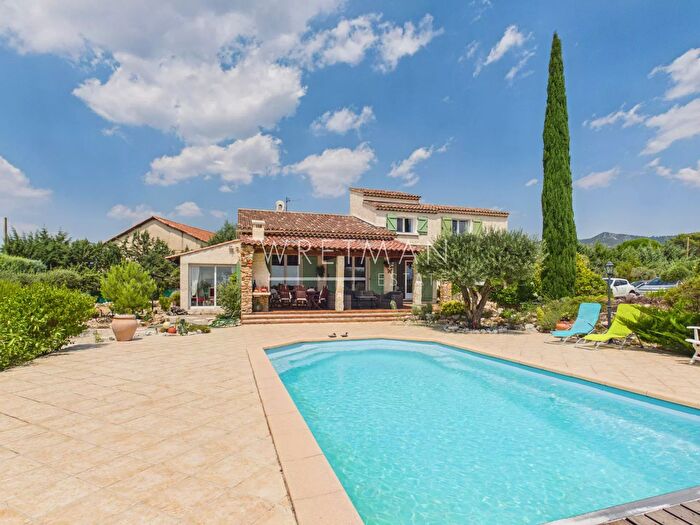 Maison 6 pièces à vendre à Aups