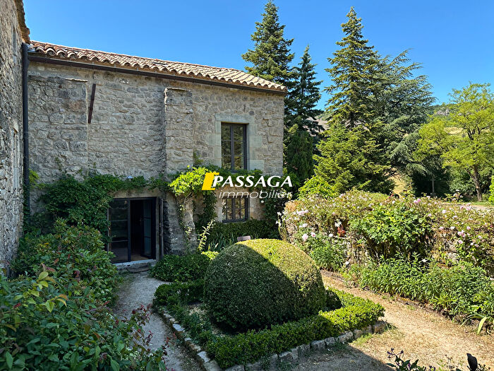 Maison à vendre - Le Clapier - 8 pièces - 4 chambres