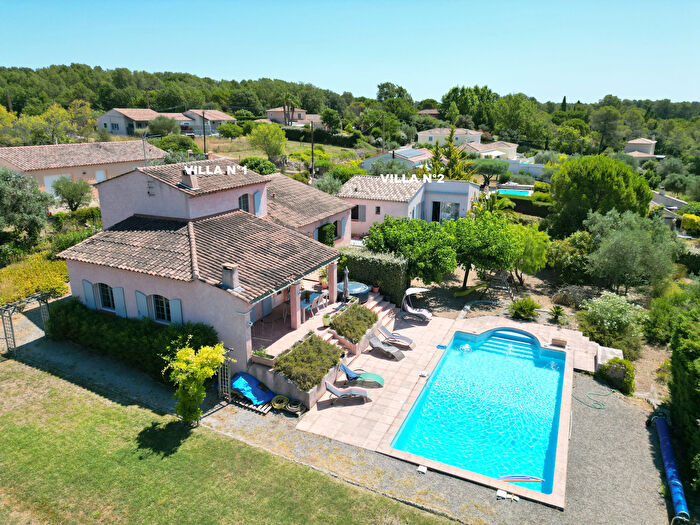 Maison à vendre - Bagnols-en-Forêt - 8 pièces - 6 chambres