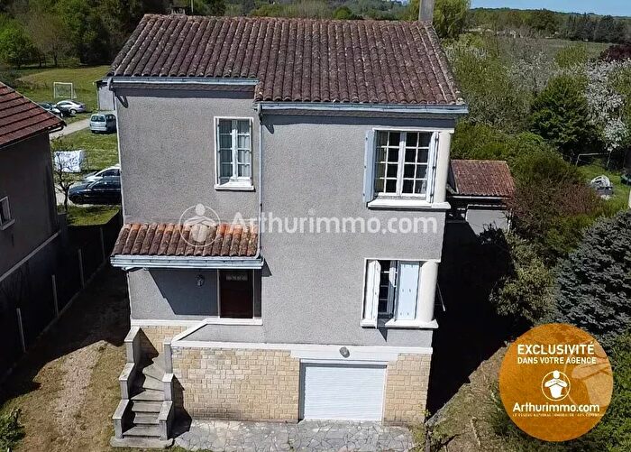 Maison à vendre - Neuvic - 6 pièces - 3 chambres