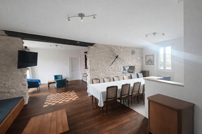 Maison à vendre - Crépy-en-Valois, Malraux - 9 pièces - 7 chambres