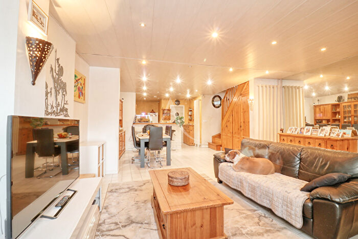 Maison à vendre - Antony, Baconnets - 5 pièces - 3 chambres