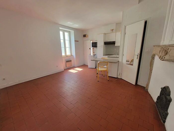 Appartement 1 pièce à Nevers, Centre-ville, à louer