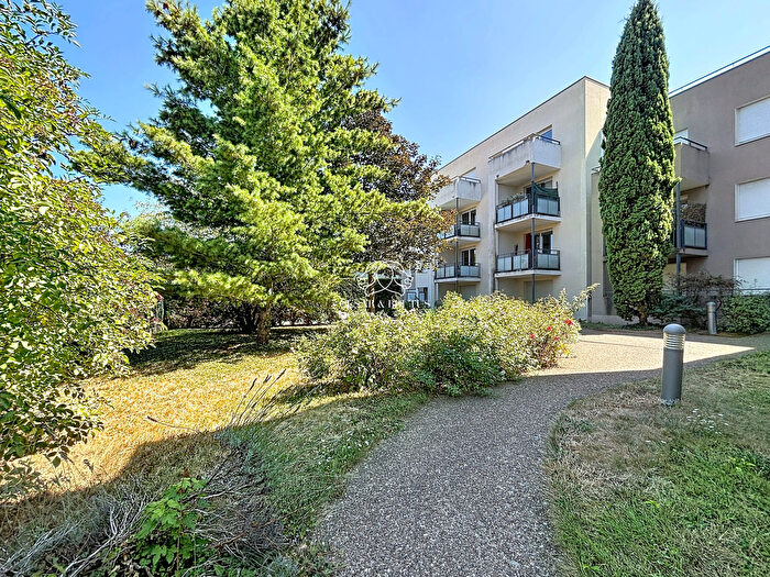 Villefranche-sur-Saône, Centre-ville : Appartement 3 pièces à vendre