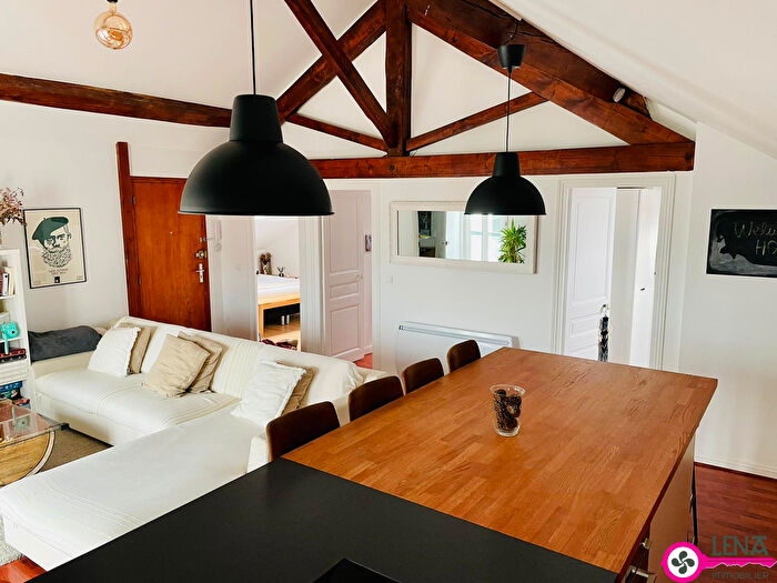 Appartement à vendre - Saint-Jean-de-Luz, Centre-ville - 4 pièces - 3 chambres