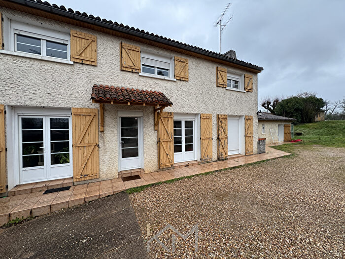 Maison à vendre - Saint-Benoît - 5 pièces - 3 chambres