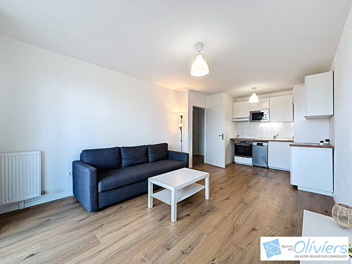 Appartement à vendre - Guyancourt, Villaroy - 2 pièces - 1 chambre