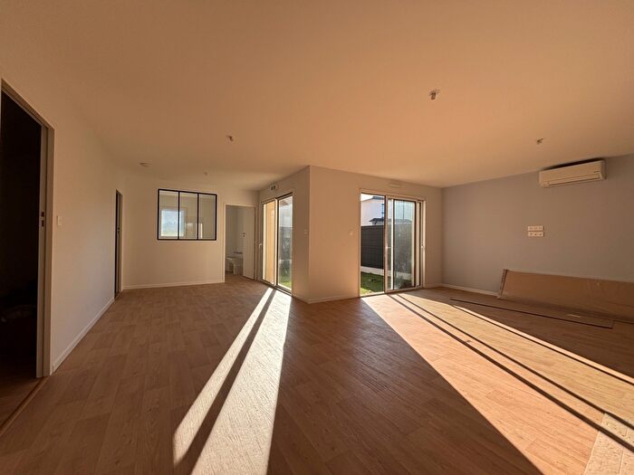 Maison à vendre - La Bazoge - 4 pièces - 2 chambres