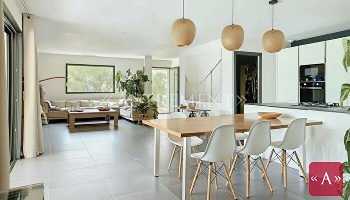 Maison 5 pièces à Bessières, à vendre