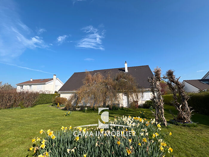 Maison à vendre - Buc - 8 pièces - 5 chambres