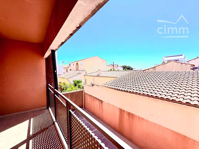 Appartement 2 pièces à Port-Saint-Louis-du-Rhône, à vendre