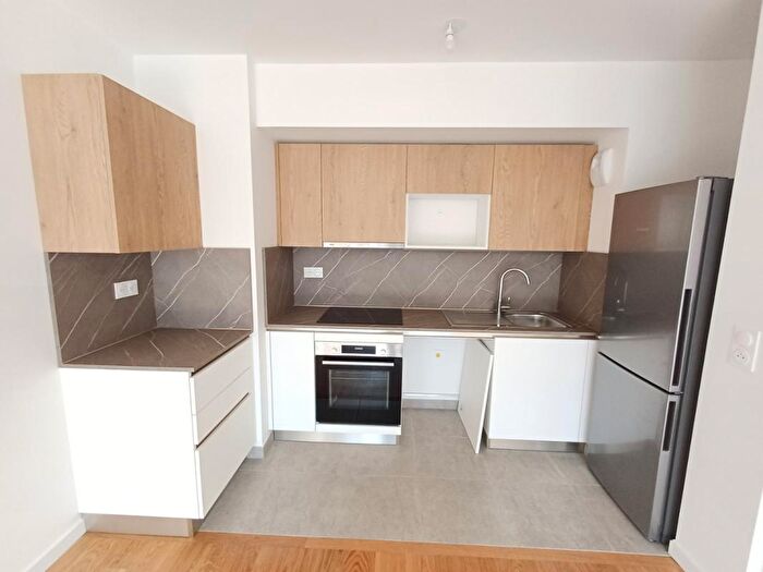 Maisons-Alfort, Liberté, Vert de Maisons : Appartement 3 pièces à louer