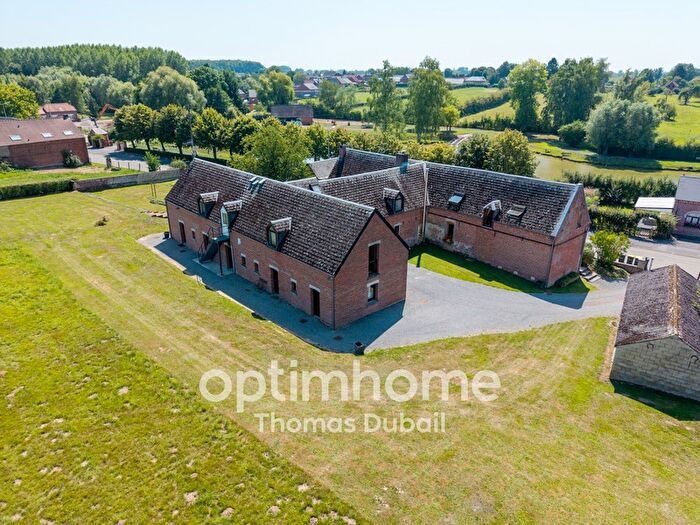 Maison à vendre - Preux-au-Bois - 18 pièces - 2 chambres