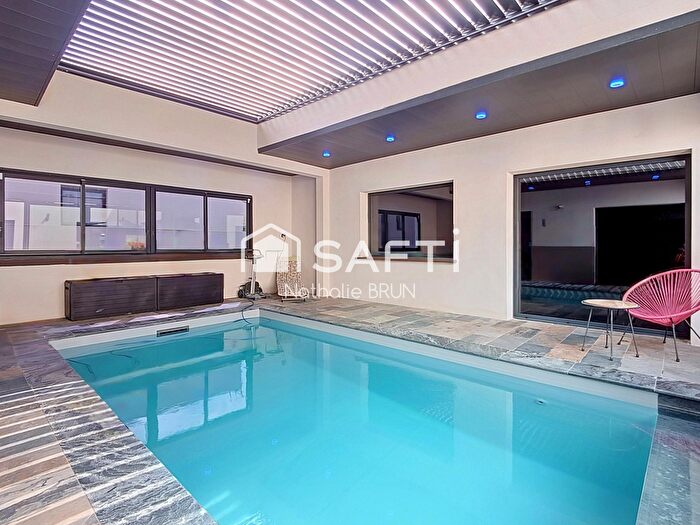 Nissan-lez-Enserune : Maison 8 pièces à vendre