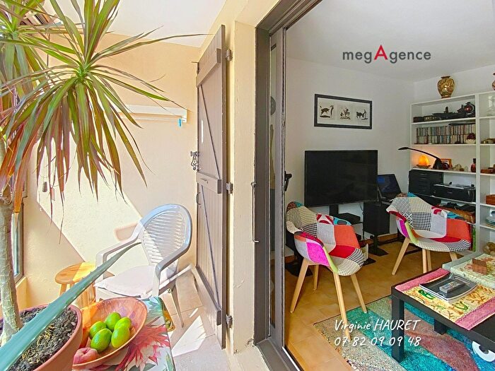 Appartement 2 pièces à vendre à Fleury, Saint-Pierre, Les Cabanes