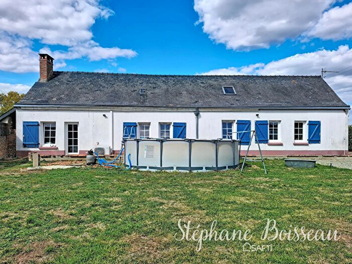 Bazouges-sur-le-Loir - Maison 6 pièces à vendre