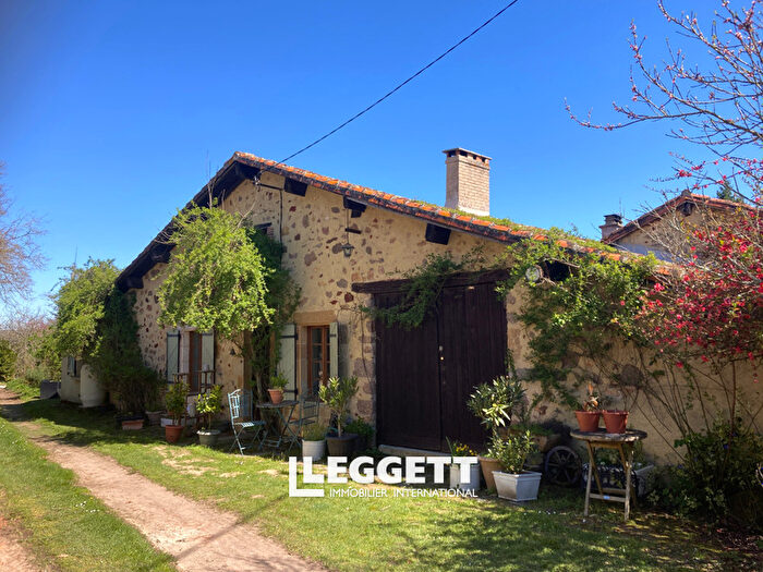 Maison à vendre - Availles-Limouzine - 5 pièces - 2 chambres