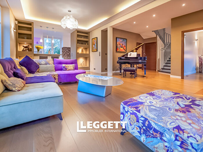 Maison à vendre - Vincennes, Centre Nord - 11 pièces - 7 chambres