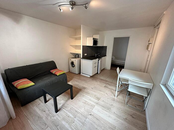 Appartement à louer - Clermont-Ferrand, Vallières, Sallins, Poncillon - 2 pièces - 1 chambre