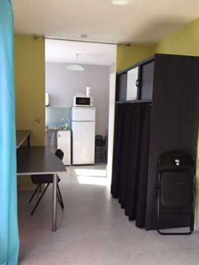 Appartement à louer - Ennequin, Loos - 1 pièce