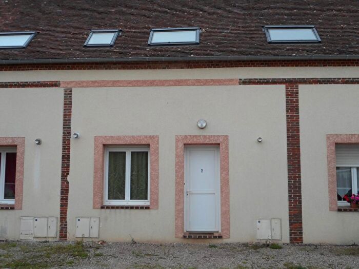 Saint-Sulpice-sur-Risle : Maison 2 pièces à louer