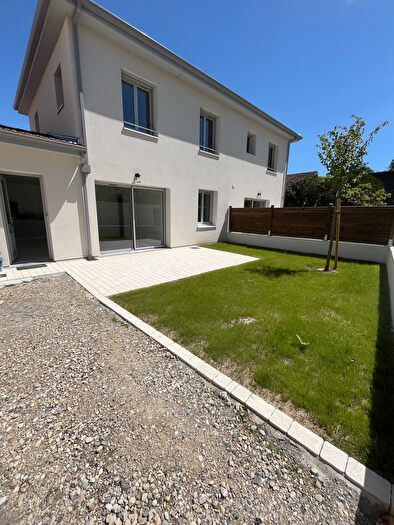 Maison à louer - Anneyron - 4 pièces - 3 chambres