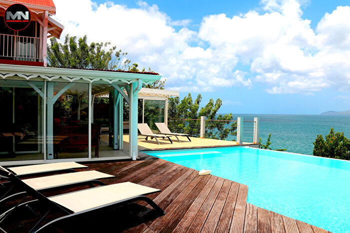 Maison à vendre - Les Trois-Îlets - 8 pièces - 5 chambres