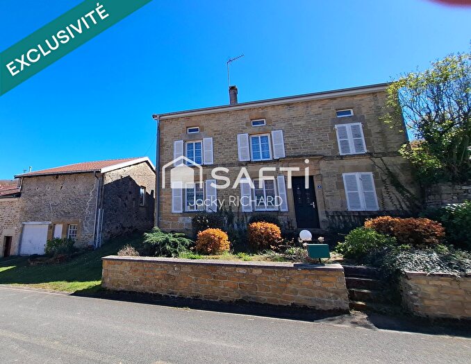 Maison 8 pièces à Tailly, à vendre