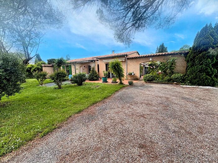 Cours-de-Pile : Maison 5 pièces à vendre