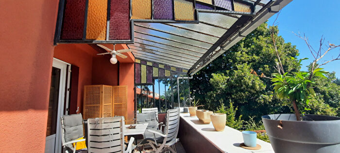 Maison 10 pièces à Feurs, à vendre