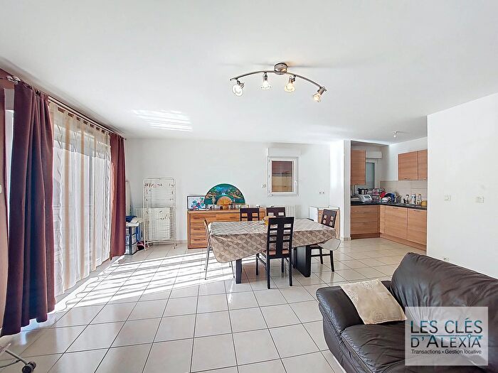 Appartement à vendre - Loire-sur-Rhône - 3 pièces - 2 chambres