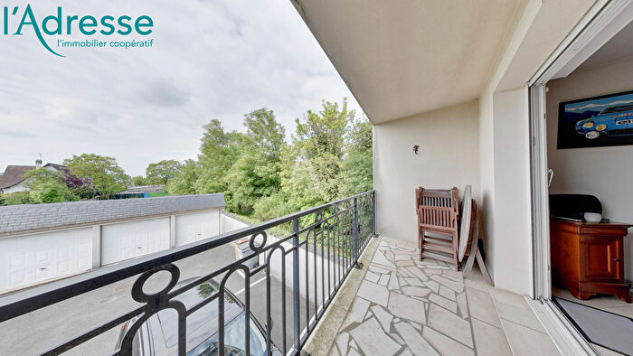 Noisy-le-Grand, Ouest - Appartement 3 pièces à vendre