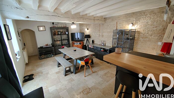 Maison à vendre - Saint-Cyr-les-Colons - 7 pièces - 5 chambres