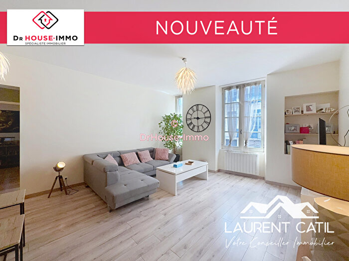 Appartement à vendre - Romans-sur-Isère, Centre-ville - 4 pièces - 1 chambre